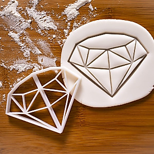 Diamond cookie cutter, 1 piece - Bakerlogy