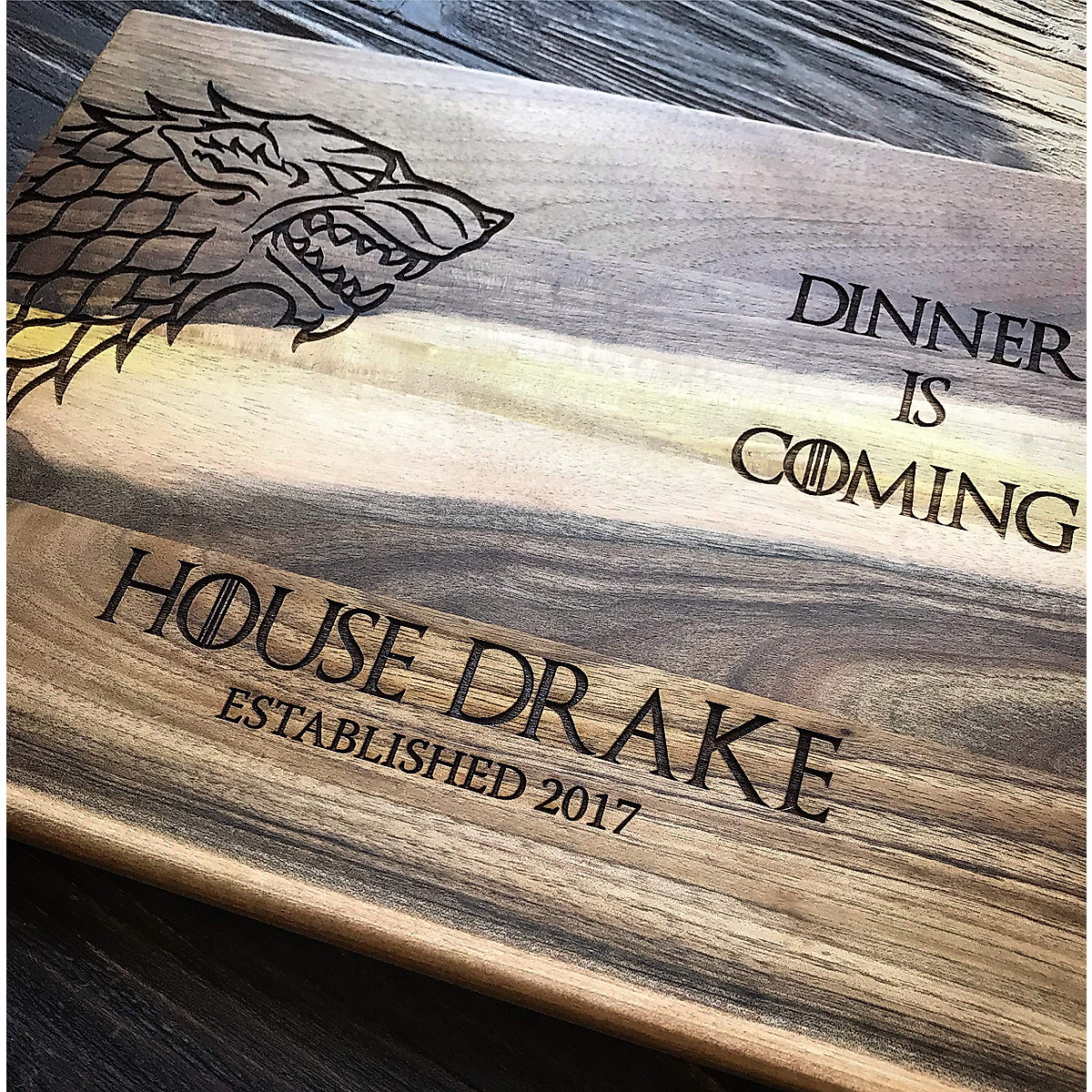 Personalized Cutting Board Dinner is coming Games of thrones House Stark Direwolf Engraved Custom Family chopping Wedding Gift Anniversary Housewarming Birthday game01