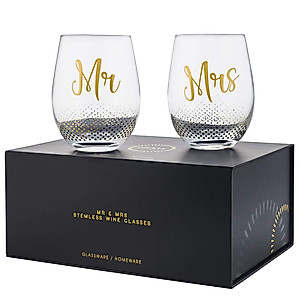 VERRE ESPRIT Mr and Mrs Wine Glasses, Stemless Wedding Glasses for Bride and Groom, Bride and Groom Glasses with Gold Lettering, Mr and Mrs Glasses set of 2, Crystal Wedding Wine Glasses
