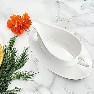 Gravy Boat, 17 Oz Gravy Boat with Saucer Gravy Bowl for Gravy Salad Spout Milk 1 PC