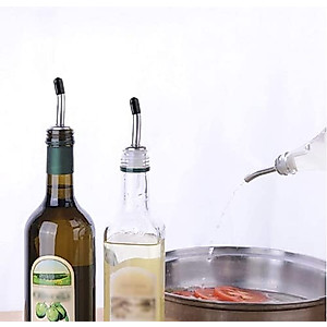 JQYXSS30 Pieces Liquor Pourer Covers,Pour Spouts Rubber Dust Cover Caps Dust-Proof,Food-Safe