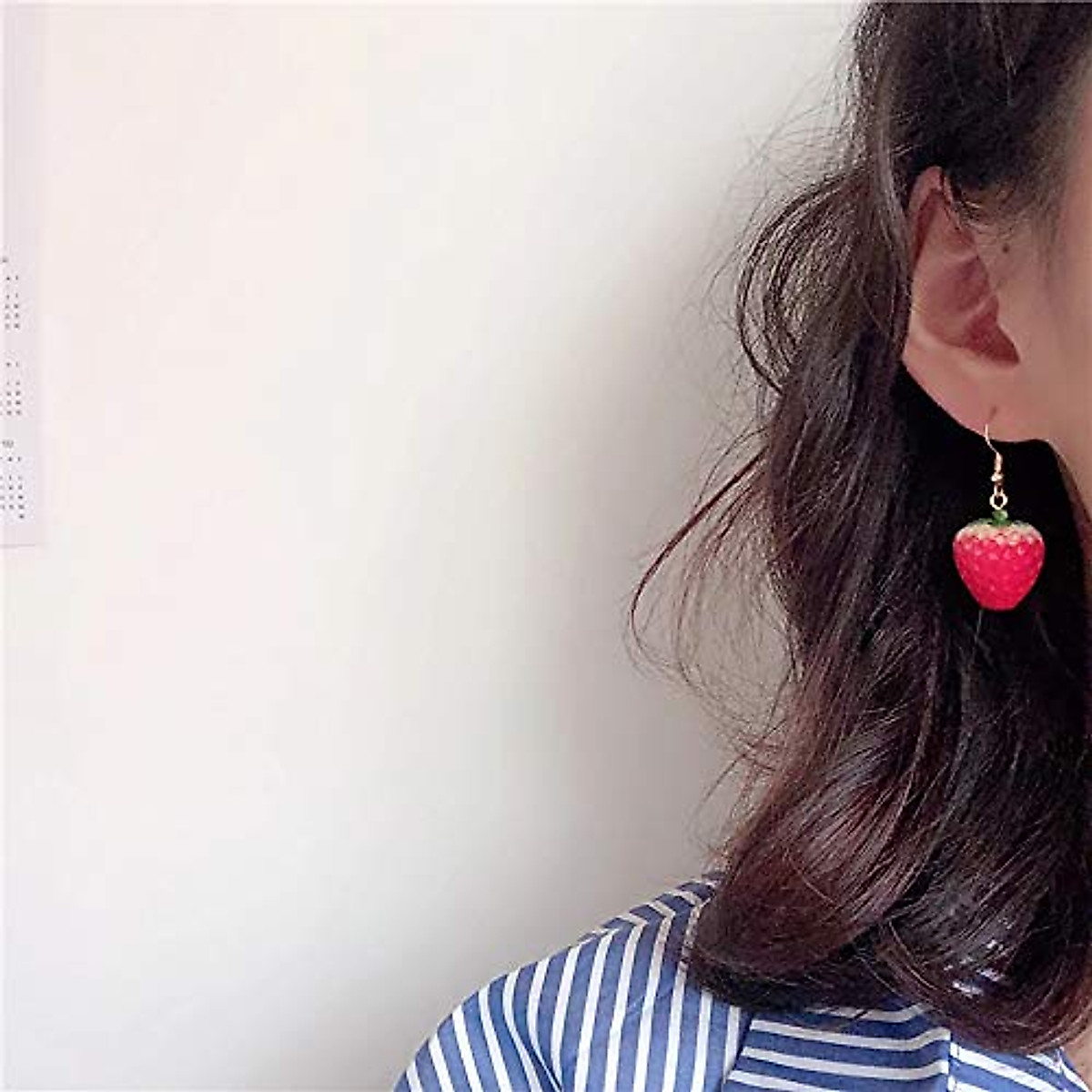Red Strawberry Earring for Women Teen Girls Cute 3D Acrylic Fruit Resin Simulation Strawberry Drop Dangle Earrings