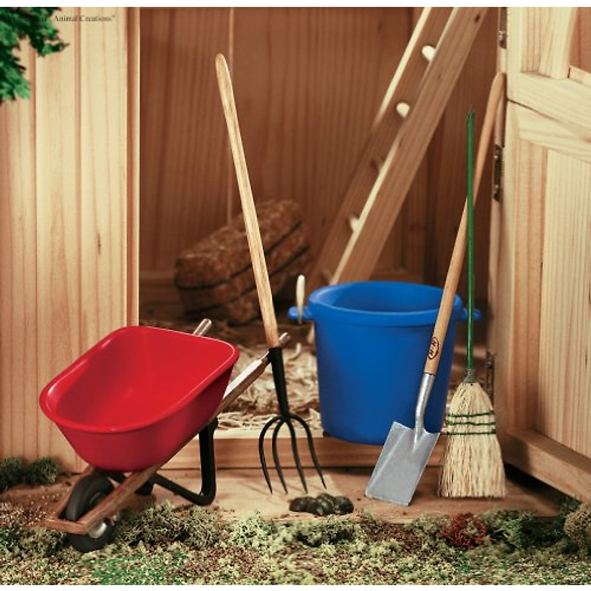 Breyer Traditional Stable Cleaning Set (1:9 Scale)