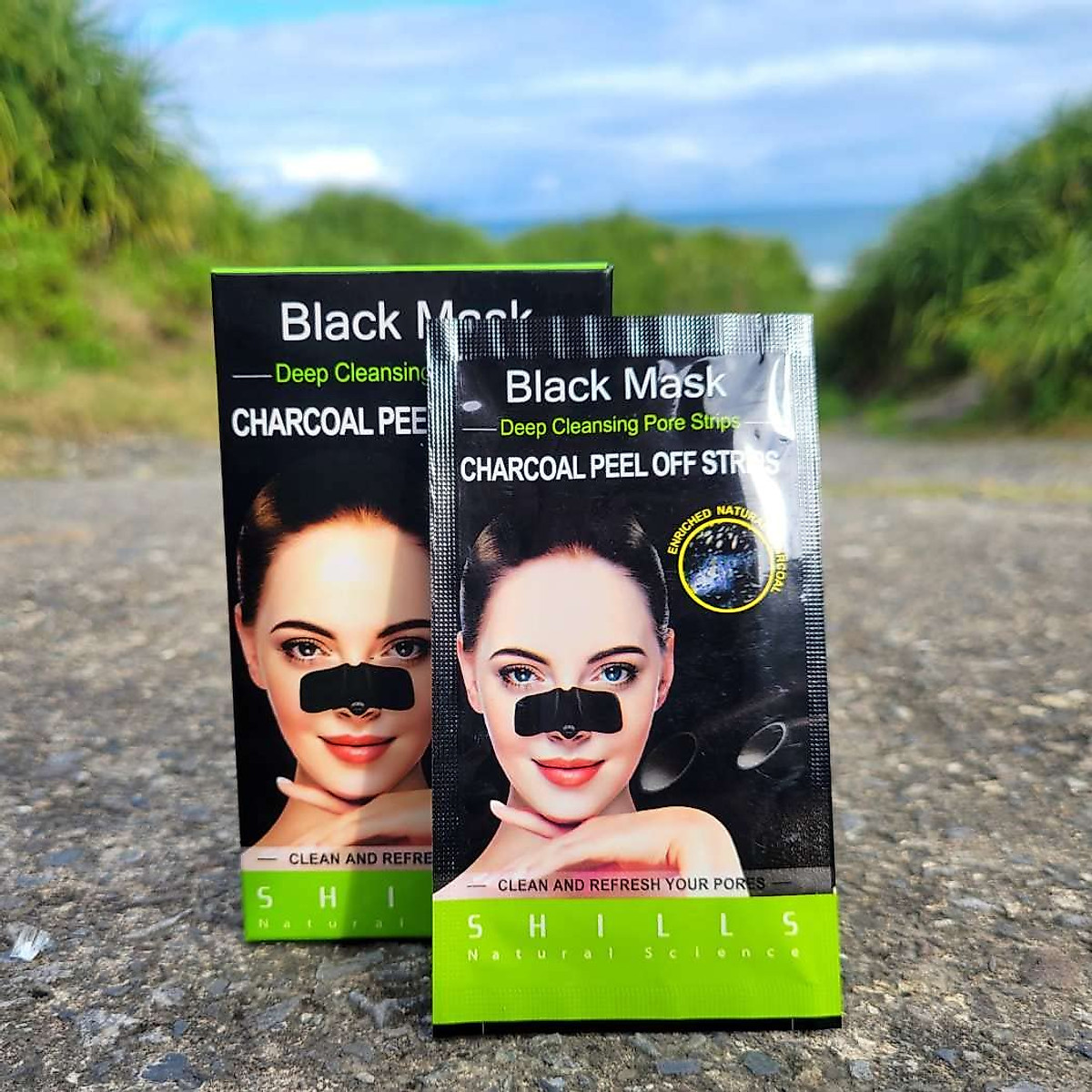 SHILLS Blackhead Remover, Charcoal Nose Strips, Charcoal Blackhead Remover Pore Strip, Charcoal Nose Strips, Oil Control Charcoal Strip, Peel Off Strips (18 Count)