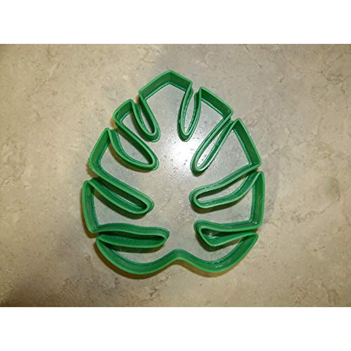 MONSTERA LEAF TROPICAL FLOWERING PLANT OUTLINE COOKIE CUTTER MADE IN USA PR2158