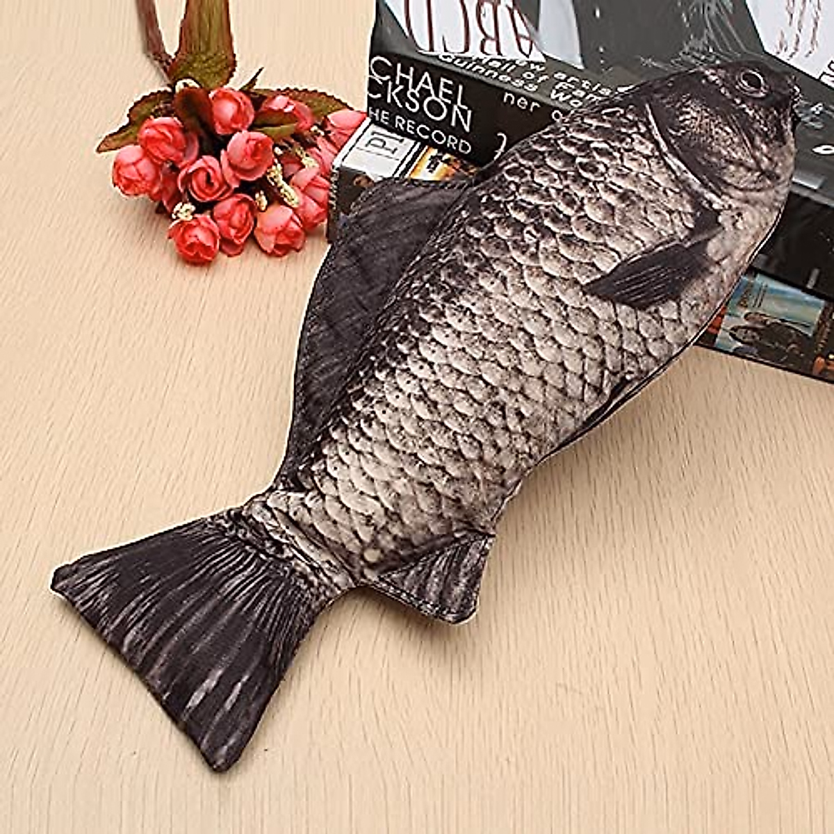 Realistic Fish Shaped Pencil Case, Large Capacity Pencil Pouch with Zipper, Multifunctional Pen Case Make up Bag School Office Stationery Supplies Organizer for Kids Teens Students Adults (12" x 5")
