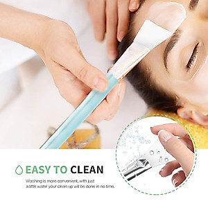 Teenitor Facial Mask Mixing Bowl Set, DIY Facemask Mixing Tool Kit with Silicon Face Mask Brush Facial Mask Bowl Stick Spatula Gauges Puff, Pack of 8, Green