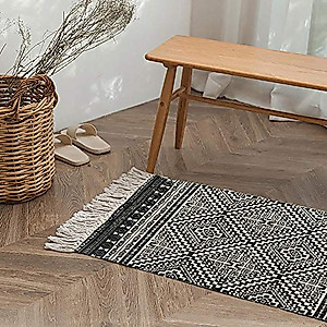 Seavish Cotton Printed Rug 2'W x 3'L Decorative Black and Cream Diamond Symmetry Kilim Small Area Rug Hand Woven Rug for Entryway Thin Throw Rugs for Laundry Room Living Room Dorm