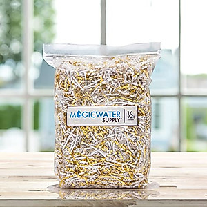 MagicWater Supply Crinkle Cut Paper Shred Filler (1/2 LB) for Gift Wrapping & Basket Filling - White & Gold