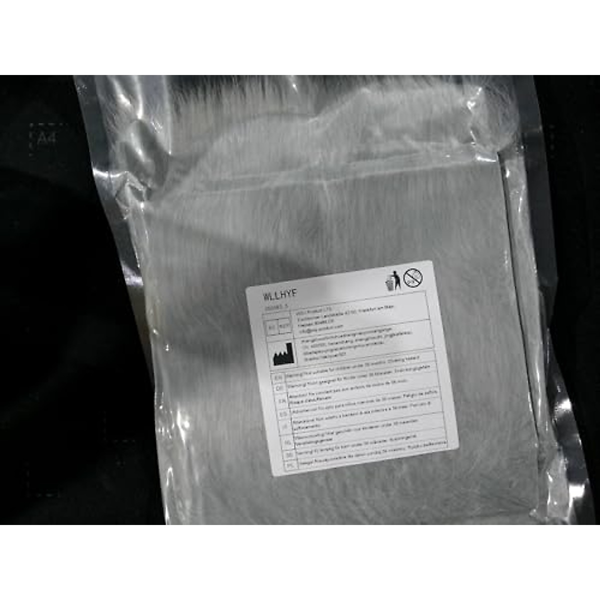 WLLHYF 15 Inches Mini Square Faux Fur Rug, Small Fluffy Area Rug Cushion for Living Room Sofa Bedroom Floor Soft Square Chair Cover Seat Pad Nail Mat for Photographing Background of Jewelry