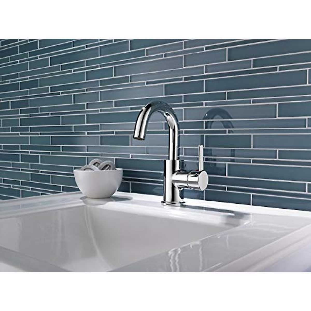 Peerless Precept Single Hole Bathroom Faucet, Single Handle Bathroom Faucet Chrome, Bathroom Sink Faucet, Drain Assembly, Chrome P191102LF