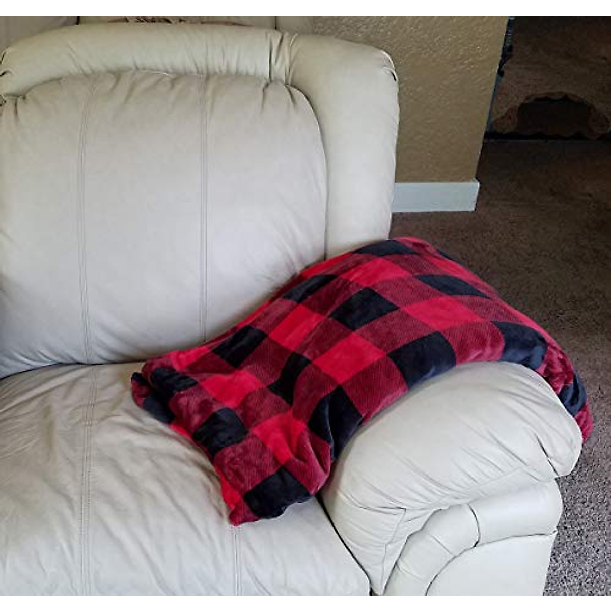 The Big One Throw Blanket, Super Soft Plush Red and Black Buffalo Plaid Pattern Checked Throw for Couch, or Bed Cozy Lightweight Fluffy Oversized 5 x 6 ft, Living Room and Bedroom