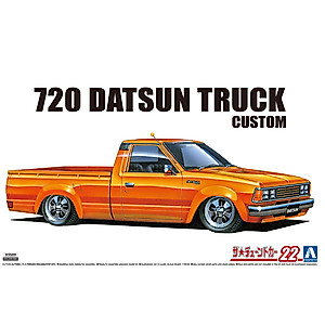 Aoshima 1/24 Scale Kit 58404 720 Truck Custom '82 - Plastic Model Building Kit # 58404