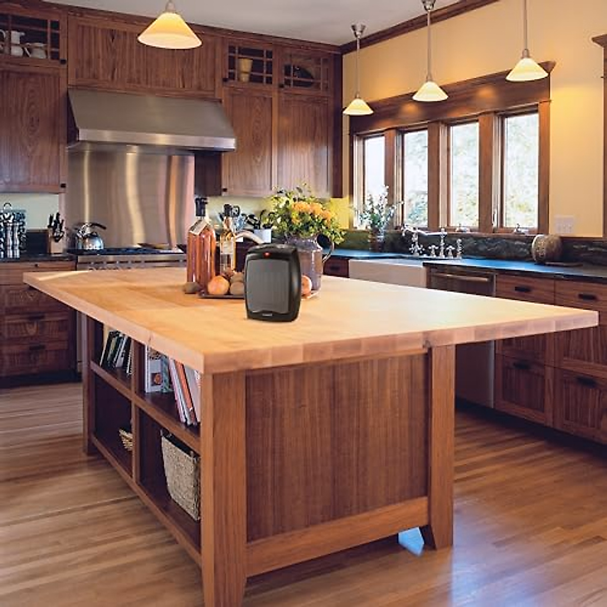 Lasko CD09250 Ceramic Adjustable Thermostat Tabletop or Under-Desk Heater, 9 Inches High, Black