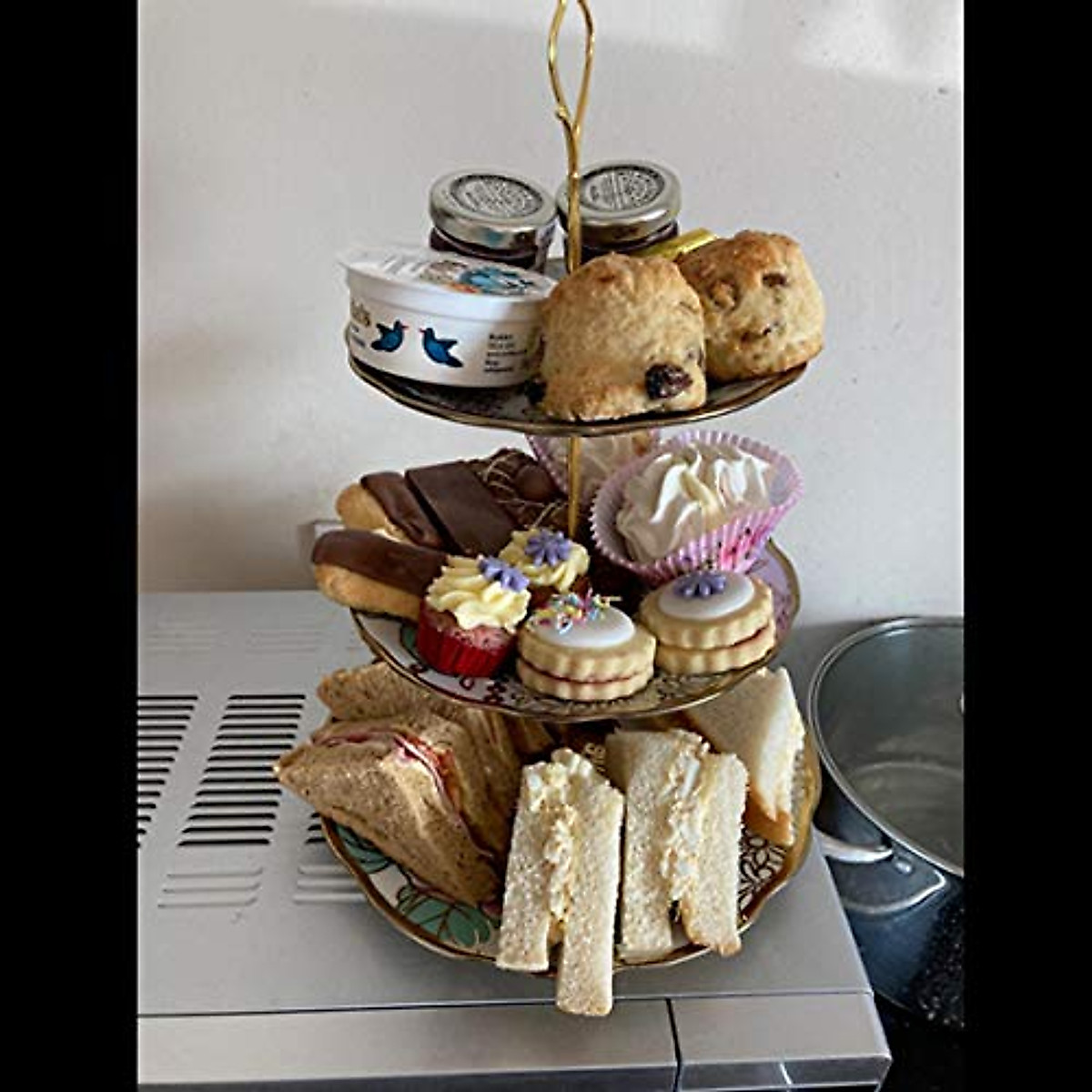 3-Layer Ceramic Cake Stand Dessert Plate Cupcake Fruit Candy Display Tower, Flower Dessert Stand, Children's Birthday Tea Party Baby Shower Serving Tray Small