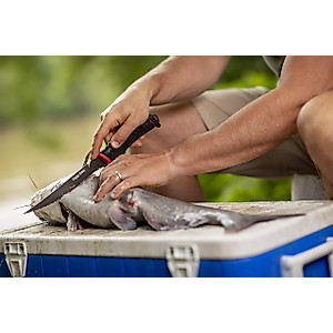 Ugly Stik Ugly Tools 7 Inch Serrated Knife, Fishing Fillet Knife for Anglers, Sharp Trailing Point Serrated Stainless Steel Blade, Non-Slip Grip Handle, Black