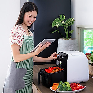 NaiKit's Grey 8 IN Reusable Silicone Air Fryer Square Liners for Basket Size 6.5 QT and above. Non-stick, Food Safe, great Instant Pot Kitchen Accessories.