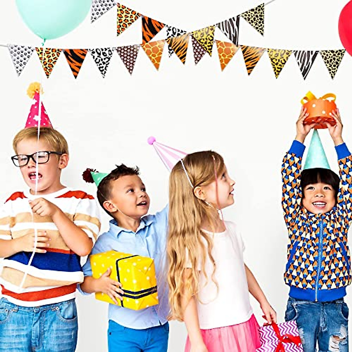 Thenshop 5 Pieces Jungle Theme Party Supplies Animal Safari Print Pennant Banners Jungle Animal Prints Animal Triangle Flag Banner for Animal Theme Party Zoo Jungle Safari Themed Party (Classic Style)