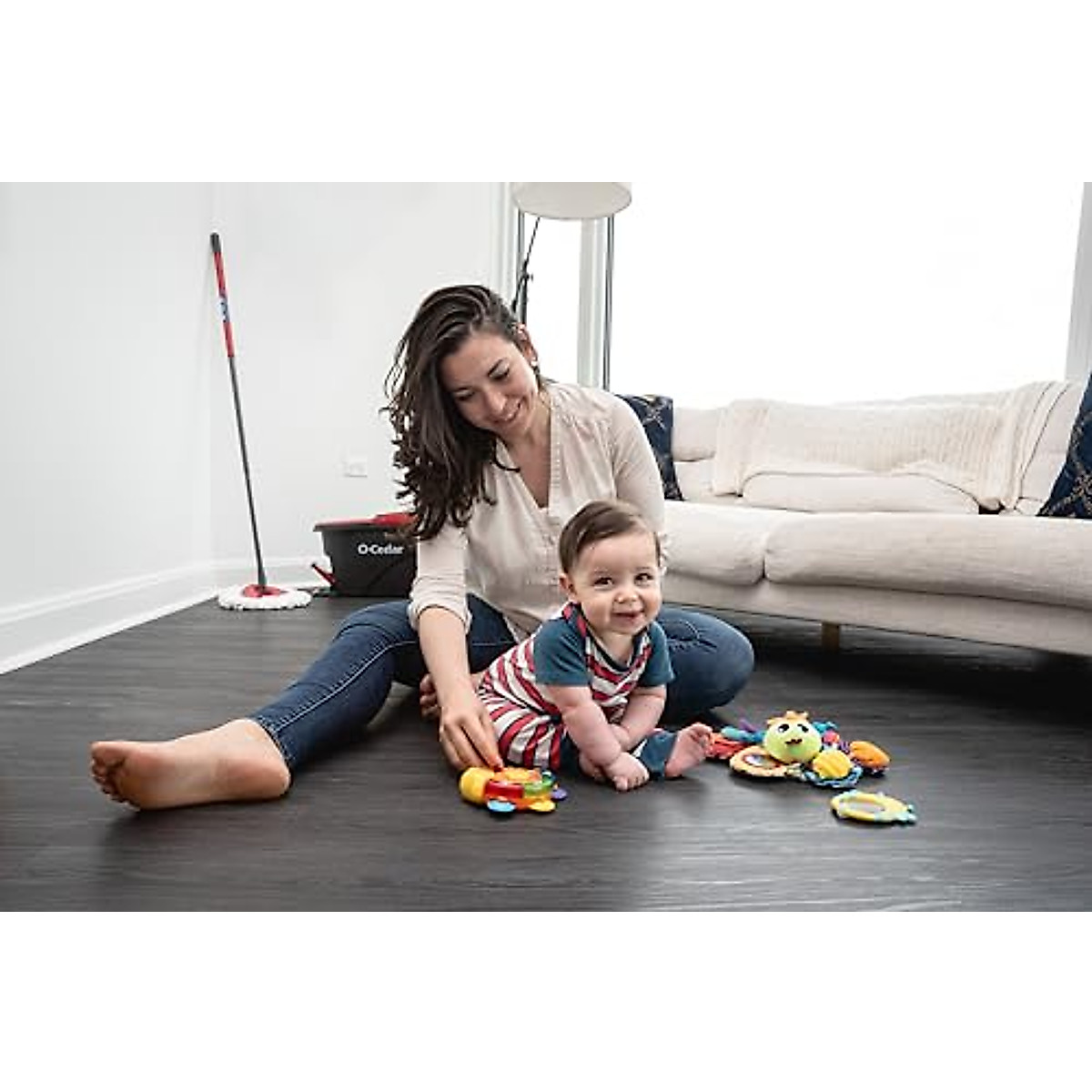 O-Cedar Easywring Microfiber Spin Mop & Bucket Floor Cleaning System with 1 Extra Refill,Red / Gray