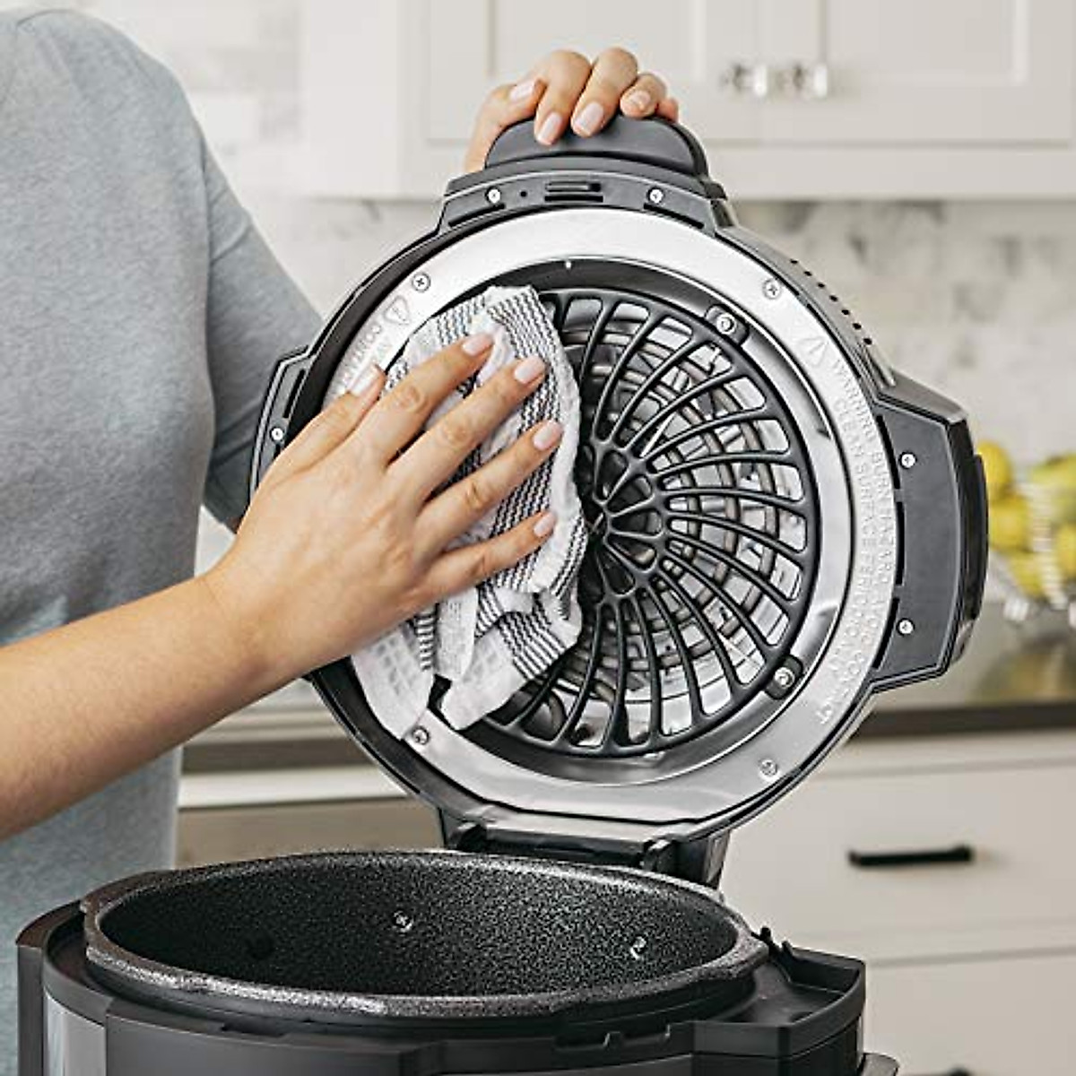 NINJA OP300 Pressure Cooker with Crisper (Renewed)