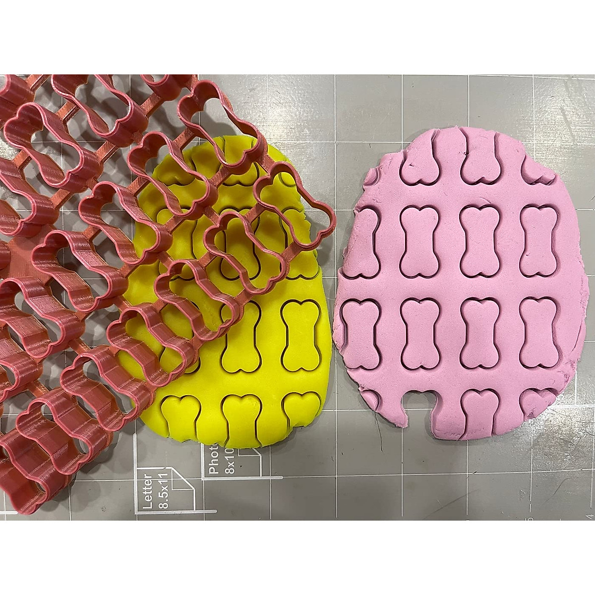 Dog Bone Multicutter (1" x 28 bones)