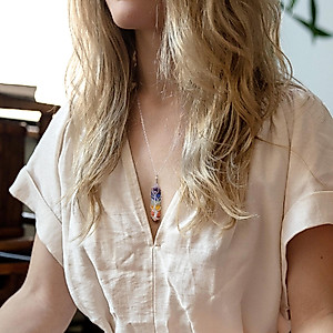 GEHECRST Chakra Healing Crystal Necklace Life Tree Wire Wrapped Natural Quartz Crystal Stone Point Gemstone Pendant Necklace for Women Christmas Birthday Gift