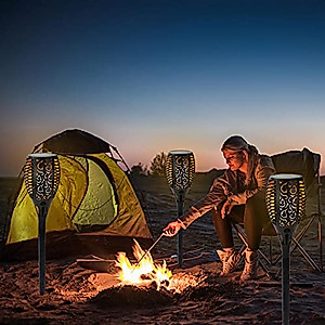 IYUTINA Outdoor Solar Lights for Yard, Torch Lights with Flickering Flame Christmas Decoration Waterproof Patio Backyard Garden Decor Auto On/Off Dusk to Dawn Dancing Fire Lights for Outside, 1 Pack