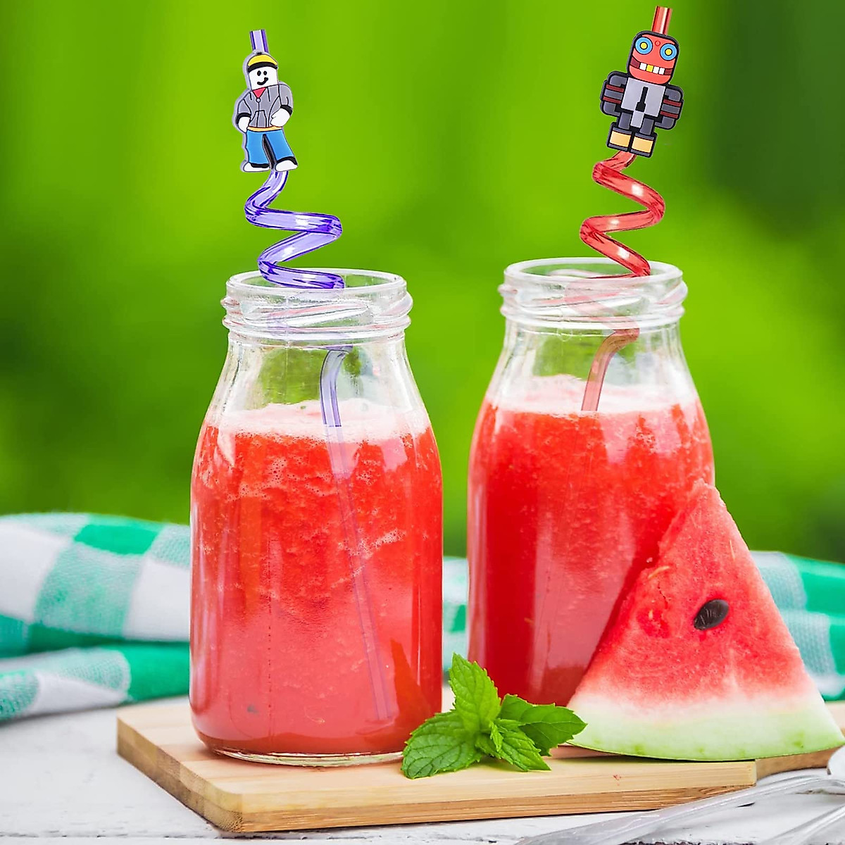 24 Pcs Robot Party Supplies Favors Drinking Straw, Kids Party Favor, Plastic Reusable Loop Drinking Straw with Cute the Characters, 2-Pcs Cleaning Brush