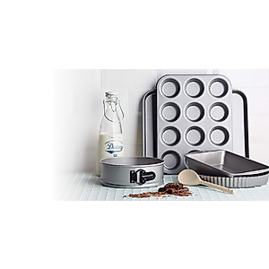 KitchenCraft Non Stick Muffin Tin/Mince Pie Baking Tray, 12 Holes, 31.5 x 24 cm