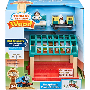 Thomas & Friends Wooden Toy Knapford Train Station Playset with Figures & Passenger Coach for Preschool Pretend Play Kids Ages 3+ Years