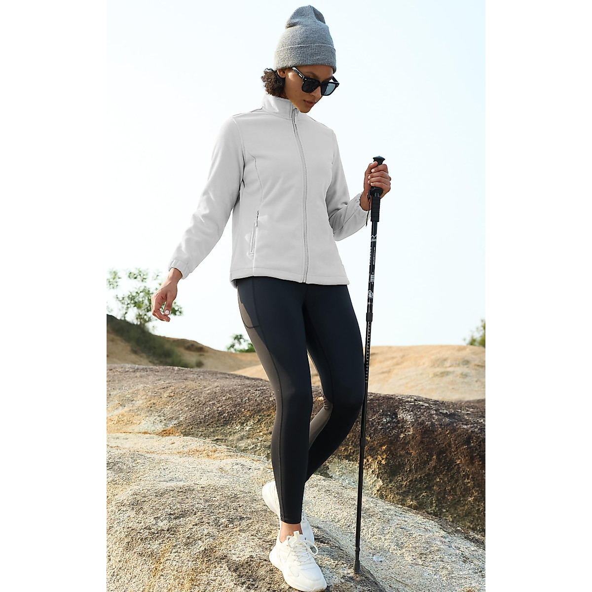 MAGCOMSEN White Fleece Jacket for Women Lightweight Full Zip Coats Soft Warm Polar Fleece for Winter, M