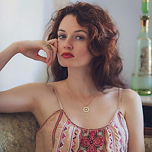 PEARLADA 18K Gold Cuban Chain Compass Pendant Necklace with Micro-Inlaid Cubic Zirconia Halo Womens Handmade Navigation Travel Jewelry for Graduation Gift