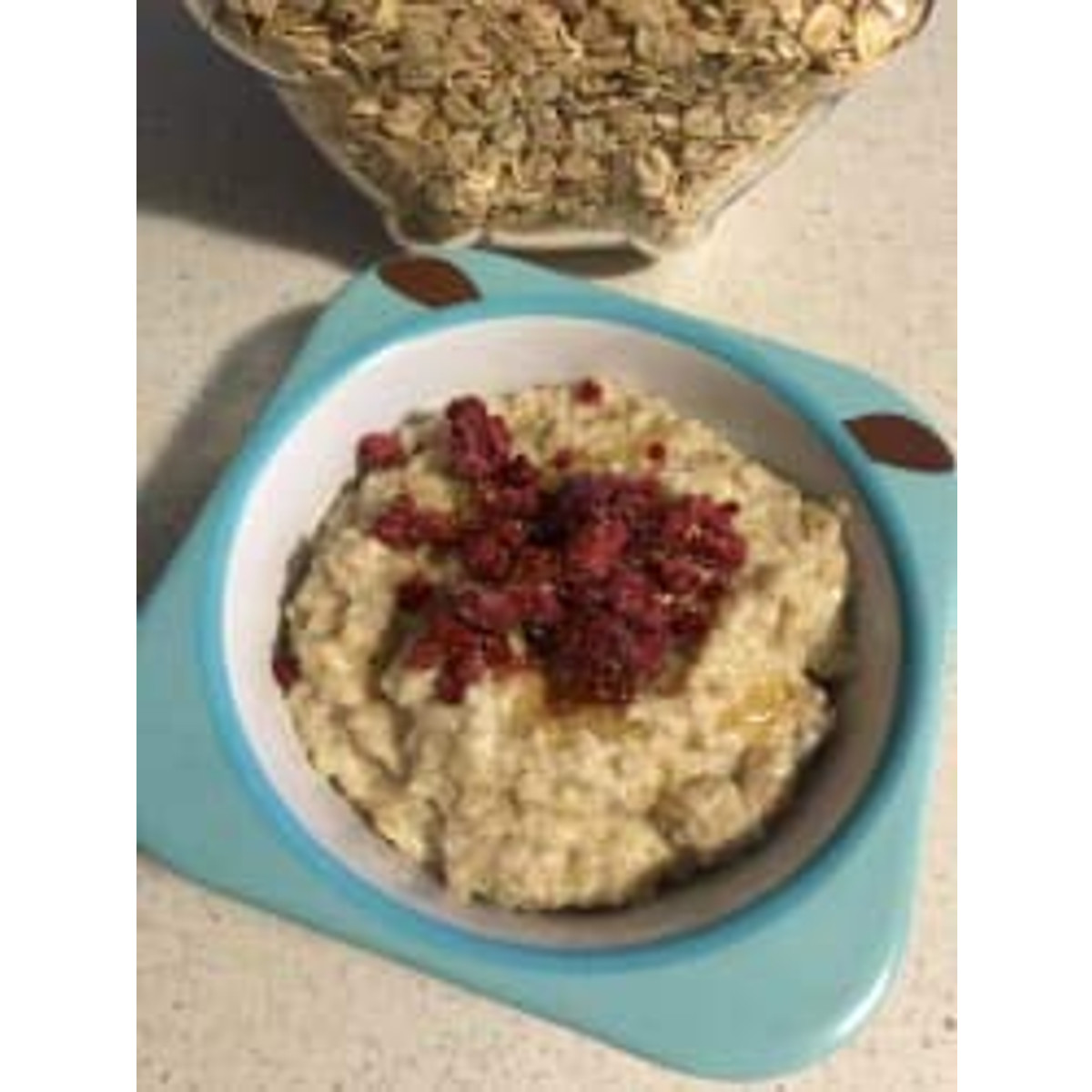 Woolworths Rolled Traditional Oats 750G - We pride ourselves in bringing you delicious oats that shine in your breakfast