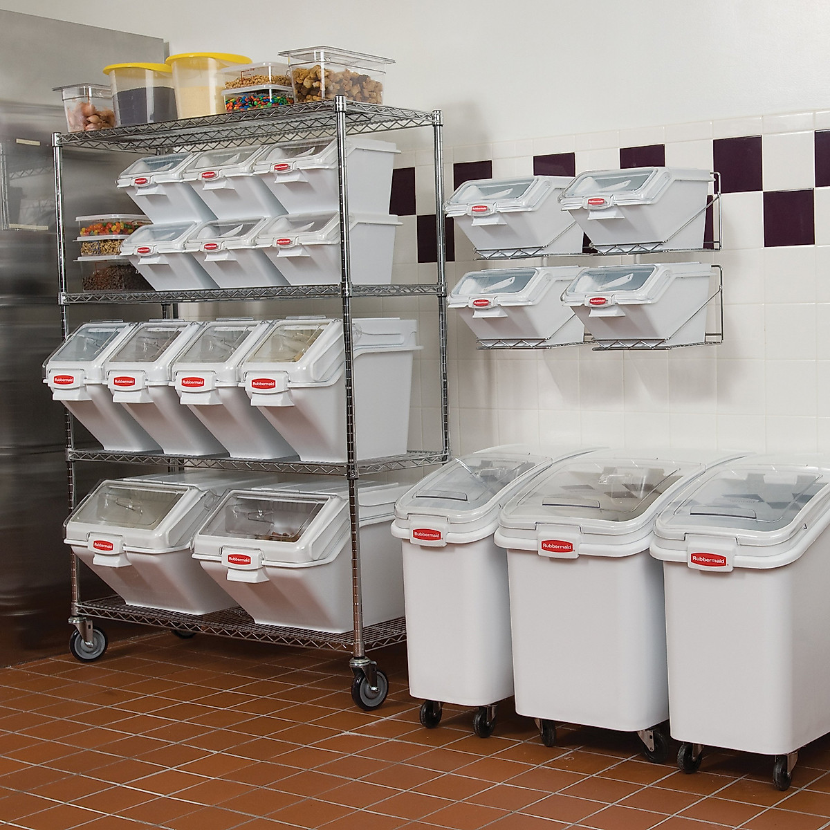 Rubbermaid Commercial Products ProSave Shelf Food Ingredient Bin with Scoop, 200-Cup, White, Kitchen Food Storage Sugar/Grains/Rice/Baking Supplies