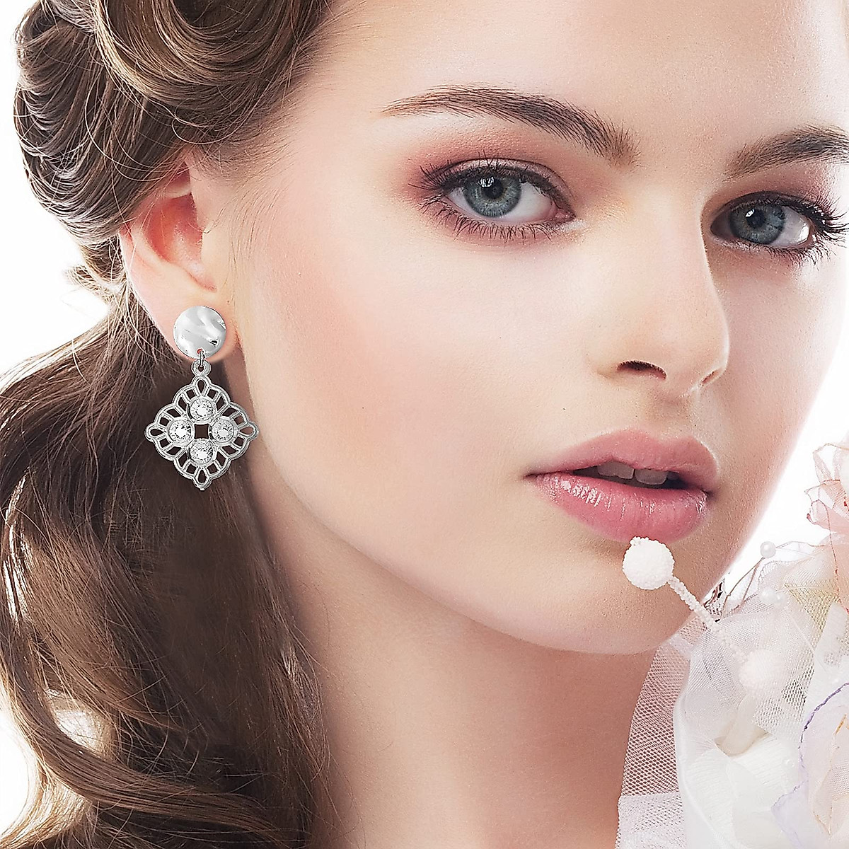 50 Pieces Flat Round Ear Studs Earring Posts with Loop Hole Coin Jewelry 13.0 mm Plated Disc Charms for DIY Earrings Craft Making Supplies for Women(White K, KC Gold)