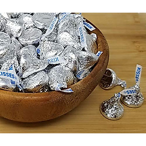 CrazyOutlet HERSHEY'S KISSES Silver Milk Chocolate Candy, Bulk Pack 2 Pounds