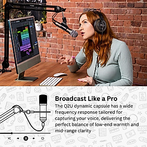 Samson Q2U Black Handheld Dynamic USB Microphone Bundle with Boom Arm and Pop Filter (3 Items)