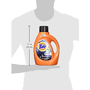 Tide Plus Febreze Fresh Sport Odor Defense HE Turbo Clean Liquid Laundry Detergent, Active Fresh Scent, 69 Fl Oz (44 Loads) - Packaging May Vary