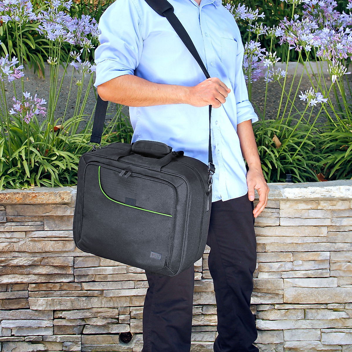 USA Gear Projector Case - Projector Bag Compatible with DBPOWER, ViewSonic PJD5134, Dr. J HI-04, PVO Portable Projector and More Movie Projector - Scratch Resistant & Customizable Interior (Green)