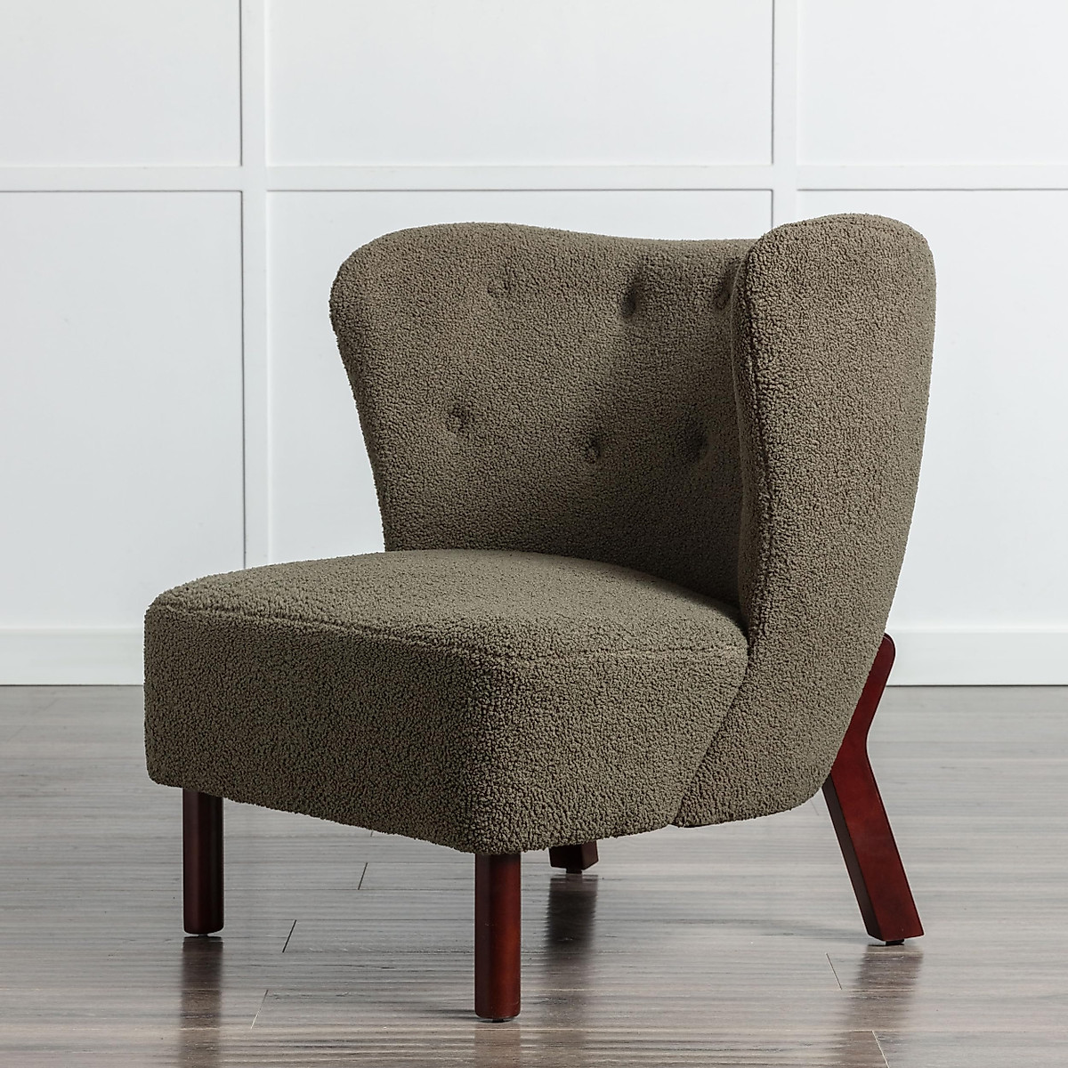 Modern Faux Fur Accent Chair, Faux Fur Wingback Tufted Side Chair with Solid Wood Legs for Living Room Bedroom, Mid-Century Upholstered Chair Compact Sofa for Small Space Apartment (Polyester, Green)