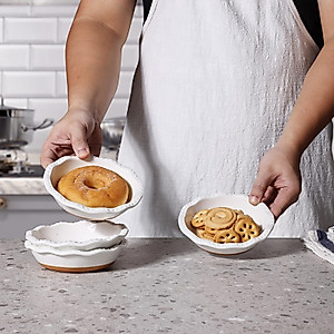 GDCZ Ceramic Mini Pie Pan Set of 4, Pie Dish Pie Plate for Baking, Individual Stackable Pie Tins, Multifunctional Pot Pie Pans for Quiches, Tarts, Pot Pies,Sauces and More,5.5 Inch 8OZ