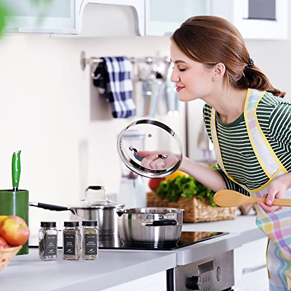 CUCUMI 18pcs Spice Jars with Labels, 4oz Empty Square Spice Bottles with Shaker Lids, Black Airtight Metal Caps, Collapsible Funnel, Chalk Pen, Seasoning Containers for Spice Rack, Drawer, Cabinet