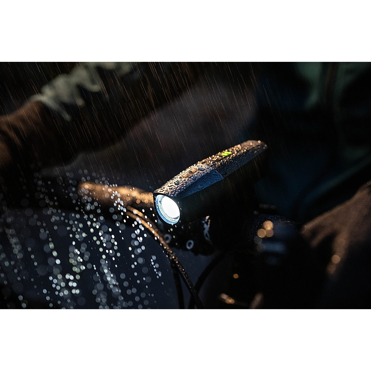 Portland Design Works | Lars Rover Power 850 | USB Rechargeable Bicycle Headlight with Battery Meter