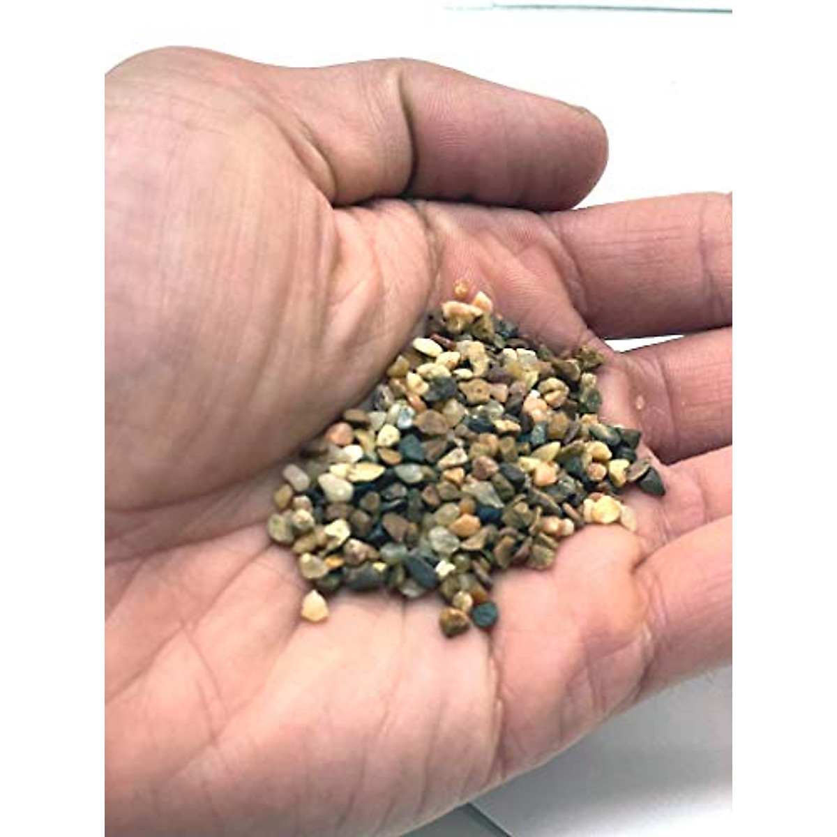 IPW Industries Water Softener Gravel - Garnet Filter Bed Media for Filter Tanks, Water Conditioners, and Water Softeners - Pure Filtration Grade Bedding Perfect for Backwashing Tanks (15 Lbs)