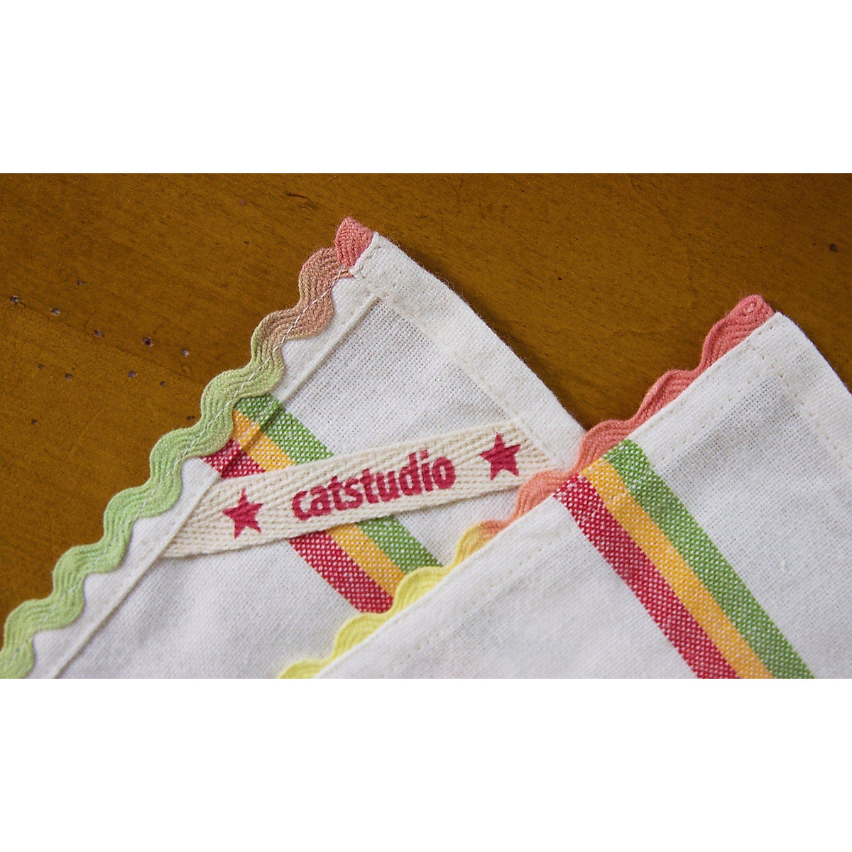 Catstudio Idaho Dish Towel - U.S. State Souvenir Kitchen and Hand Towel with Original Artwork - Perfect Tea Towel for Idaho Lovers, Travel Souvenir
