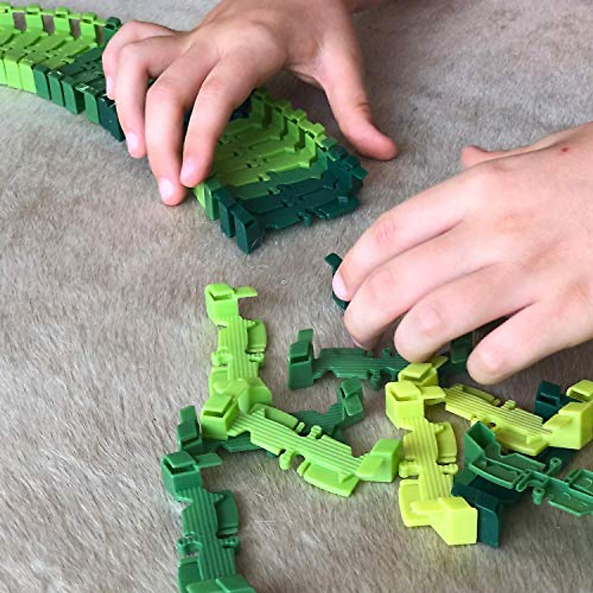 DINOSAUR Flexible Track Set FR2001: 173 total pieces - includes 1 Off-Road Electric Toy Vehicle & 2 Dinosaurs (Species May Vary)- Fun Learning Dino Gift for 3 Year Olds & Up