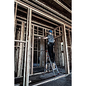 Little Giant Ladder Systems Flip-N-Lite, 4-Foot, Stepladder, Aluminum, Type 1A, 300 Lbs Rated (15272-001)