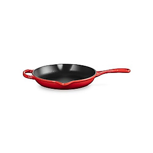 Le Creuset Enameled Cast Iron Signature Iron Handle Skillet, 9" (1-3/8 qt.), Cerise