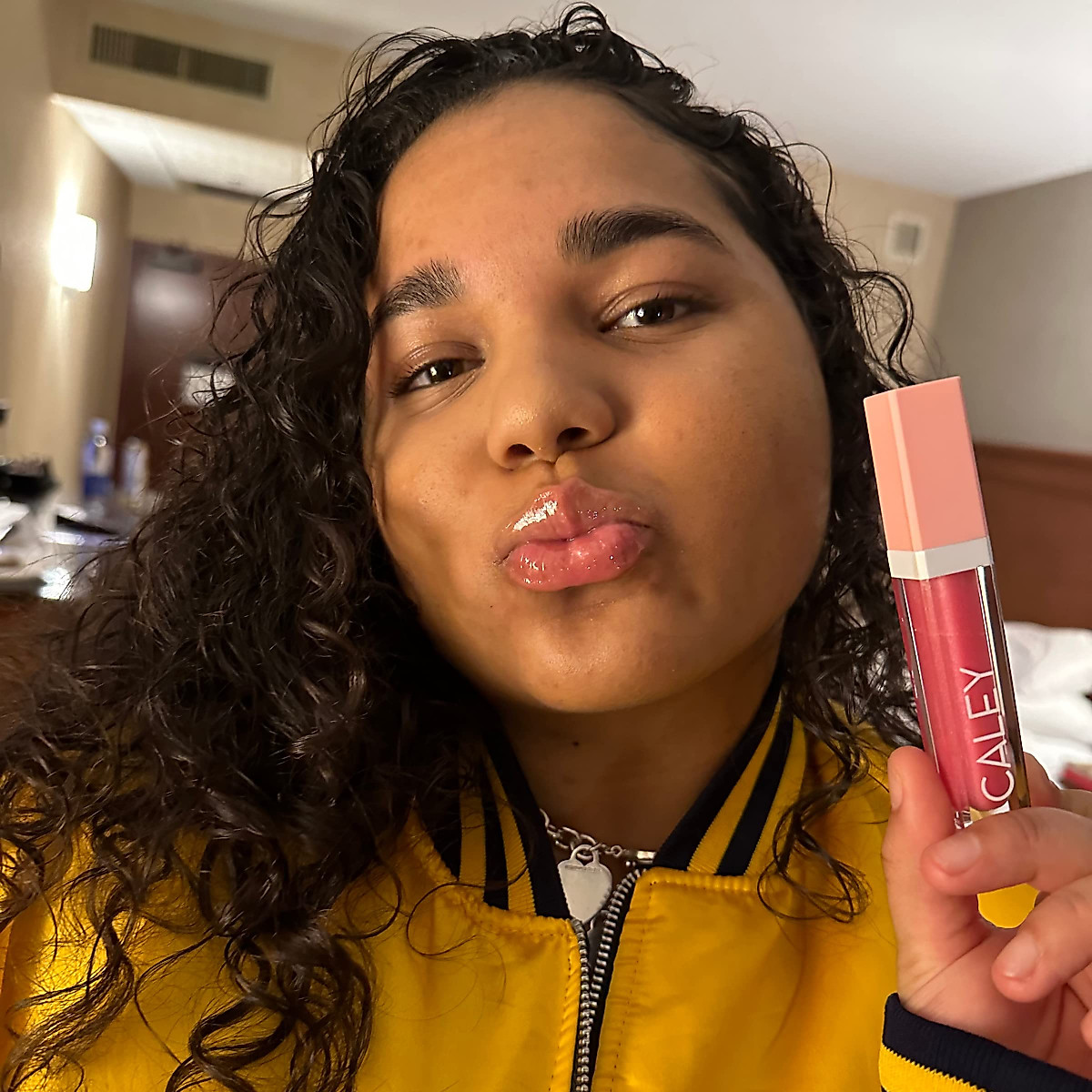 Caley Cosmetics Probiotic Lip Oil Gloss (Island Blossom)