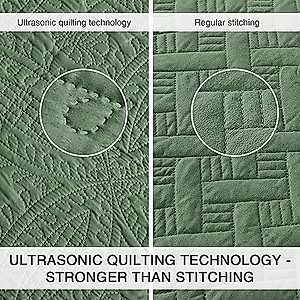 Love's cabin California King Size Quilt Set Olive Green Bedspreads - Soft Summer Quilt Lightweight Microfiber Bedspread- Modern Coin Pattern Coverlet for All Season - 3 Piece (1 Quilt, 2 Pillow Shams)